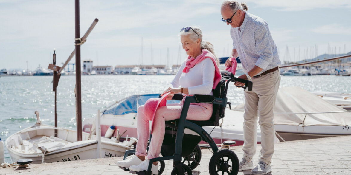 Mobility scooters vs electric wheelchairs - which is best for me?